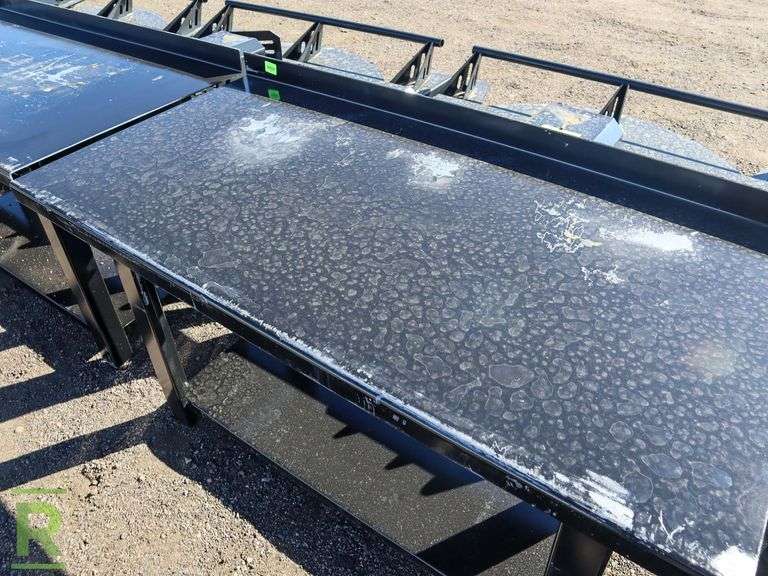 New 29" x 60" Metal Work Bench - Roller Auctions