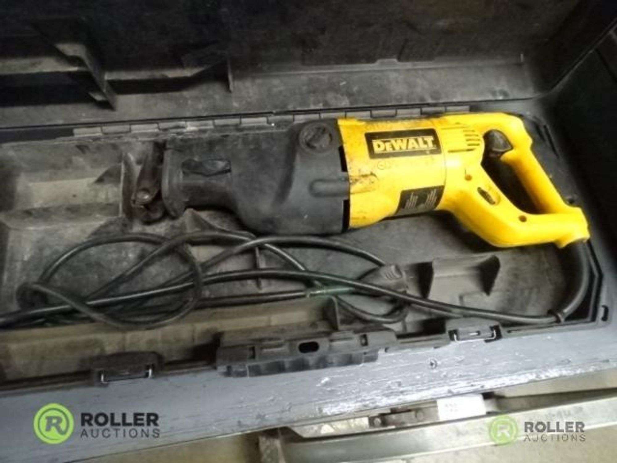 DeWalt DW311 Reciprocating Saw With Case Roller Auctions