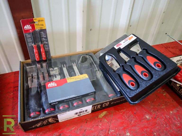 Tray of New Mack Tools SS703 Knife Blade Scrappers and UTS024A Trim ...