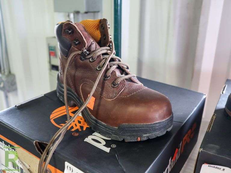 Timberland Titan AL Boots, Women's' 6W - Roller Auctions