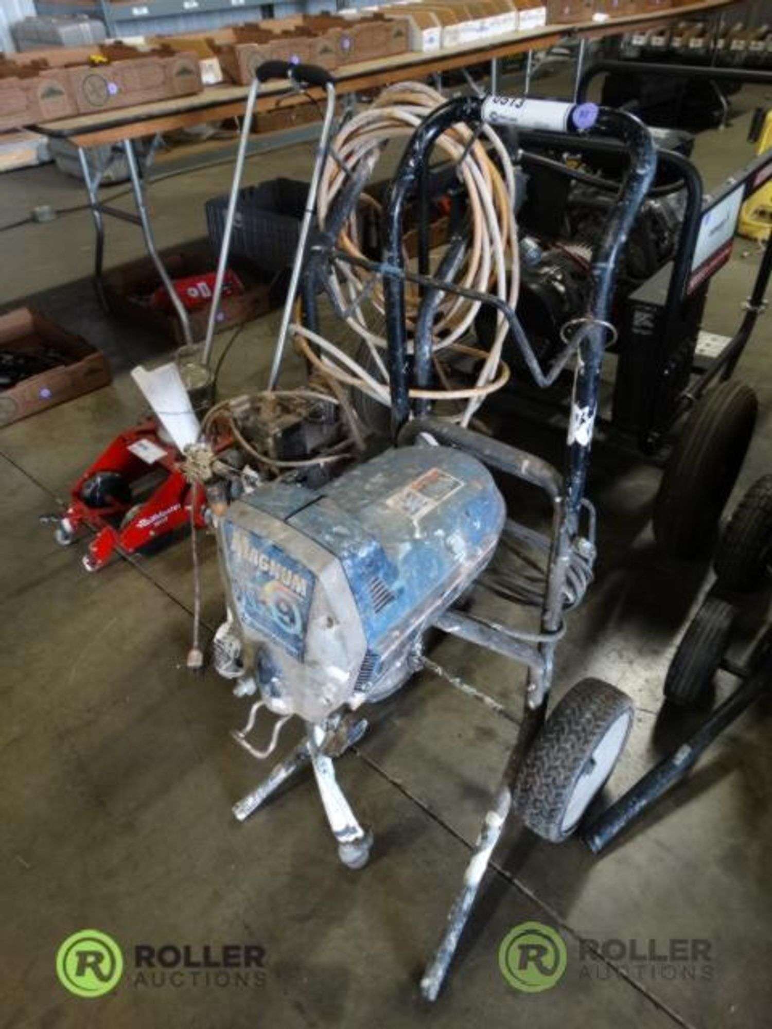 Graco Magnum XR9 Power Piston Portable Paint Sprayer Roller Auctions