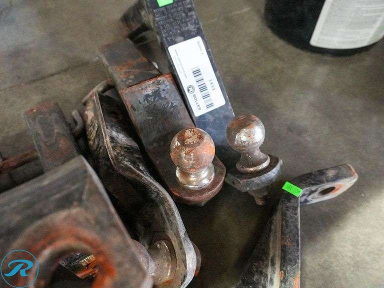 (6) Hitches - Roller Auctions