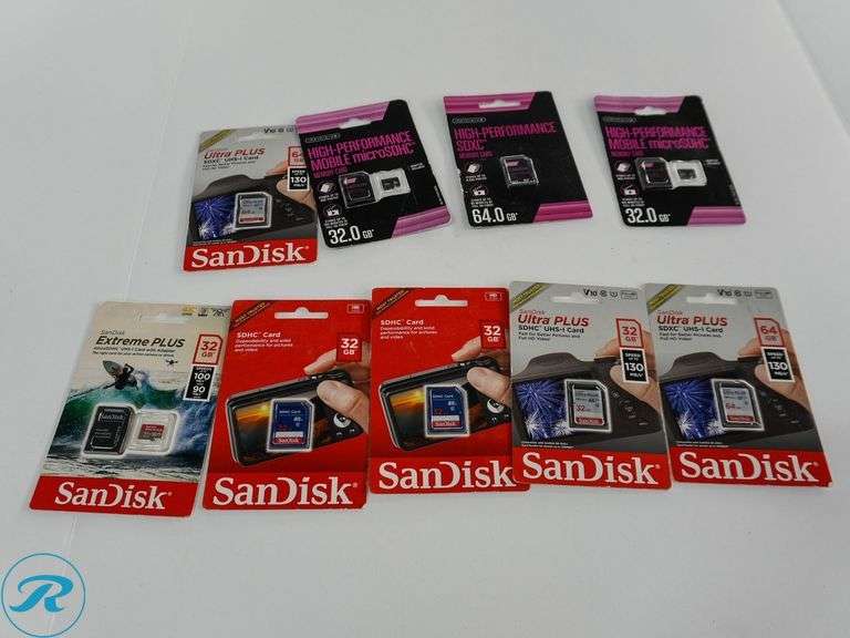 (8) San Disk Memory Cards - Roller Auctions