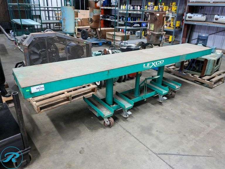 Lexco Lift Table, 10' x 2' - Roller Auctions