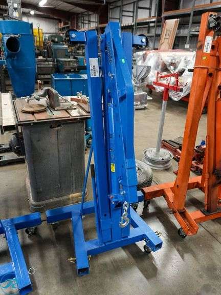 Power Torque 2-Ton Engine Hoist - Roller Auctions