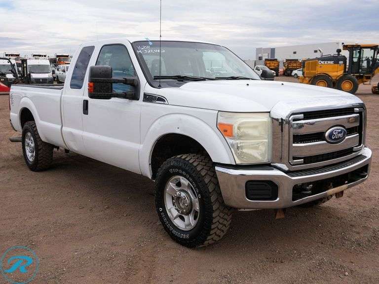 2011 Ford F250 Super Duty XLT 4WD Super Cab Pickup - Roller Auctions