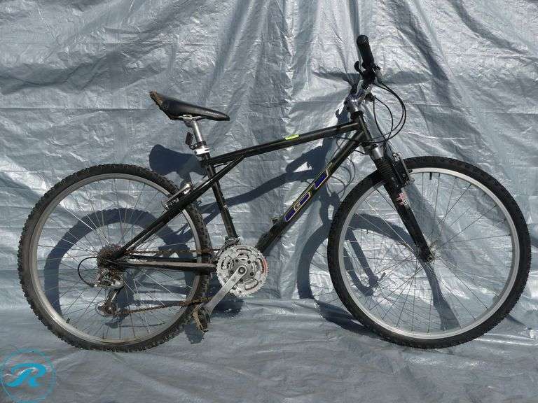GT Allterra 4130 Front Suspension Mountain Bicycle, Seat Post 17 ...