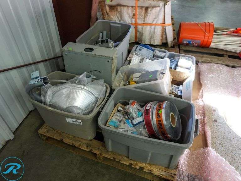 Pallet of Electrical Hardware - Roller Auctions