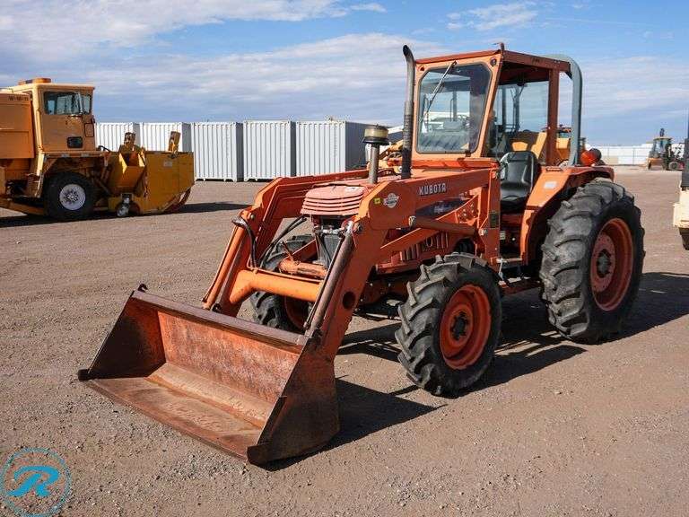 Kubota L4150 4WD Tractor/Loader - Roller Auctions