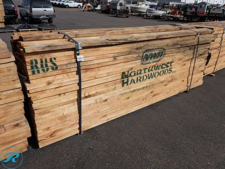 Bundle of 1.5" x 7" x 120" Lumber - Roller Auctions