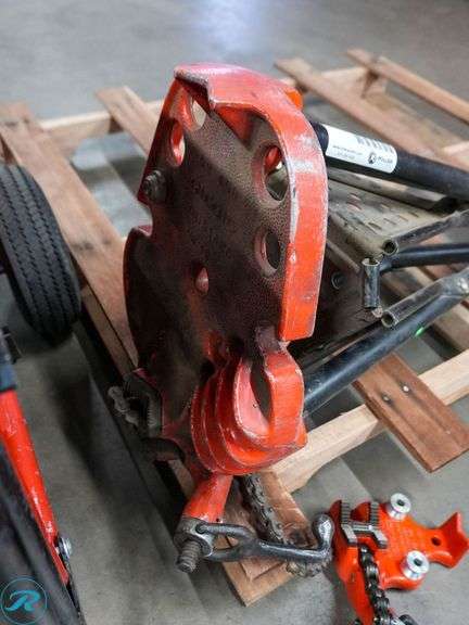 Ridgid 450 Tri-Stand - Roller Auctions
