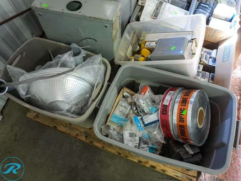 Pallet of Electrical Hardware - Roller Auctions