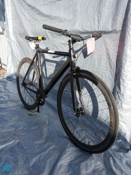 Sku Road Bicycle - Roller Auctions