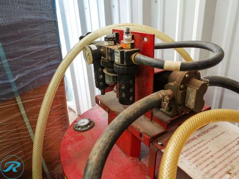 Tempo Tanker Portable Gas Tank - Roller Auctions