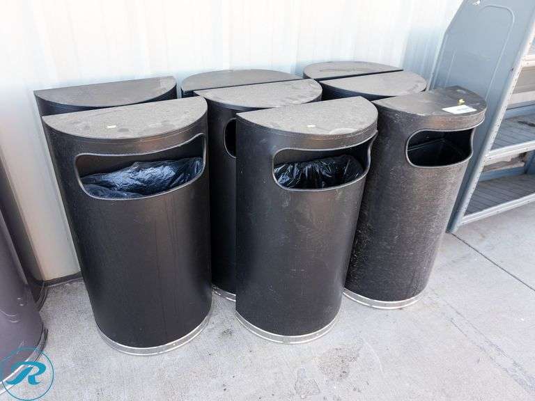 (8) Trash Bins - Roller Auctions