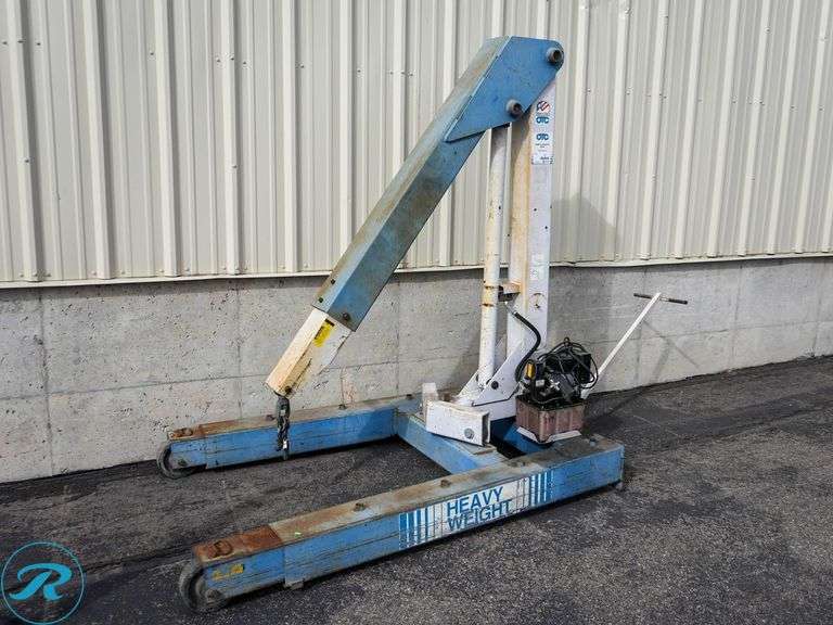 OTC Engine Crane, 6000Lb - Roller Auctions