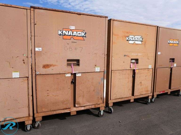 (2) Knaack 119 Jobsite Field Offices on Casters - Roller Auctions