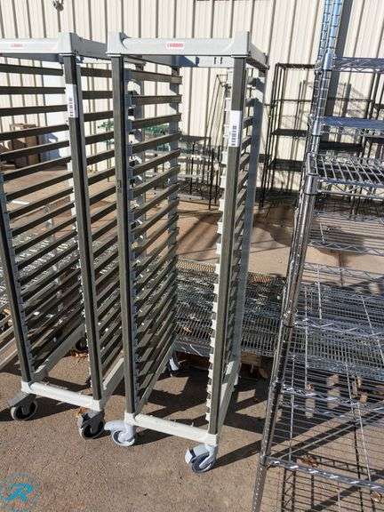 Cambro UGNPRP60 Sheet Pan Cart - Roller Auctions