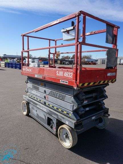 SkyJack SJ 4632 Scissor Lift - Roller Auctions
