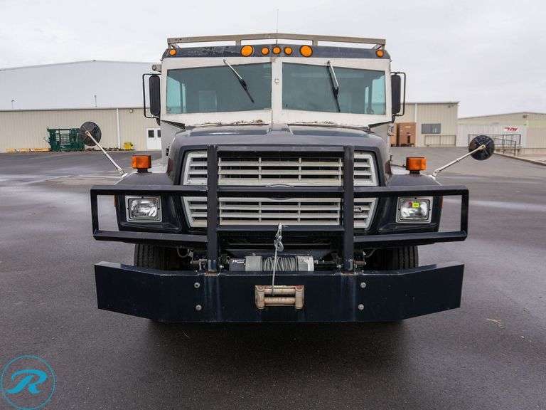 1990 Ford F700 Conventional Cab Armored Truck - Roller Auctions