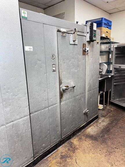 Norlake Walk In Refrigerator With Self Contained Compressor, Condenser ...