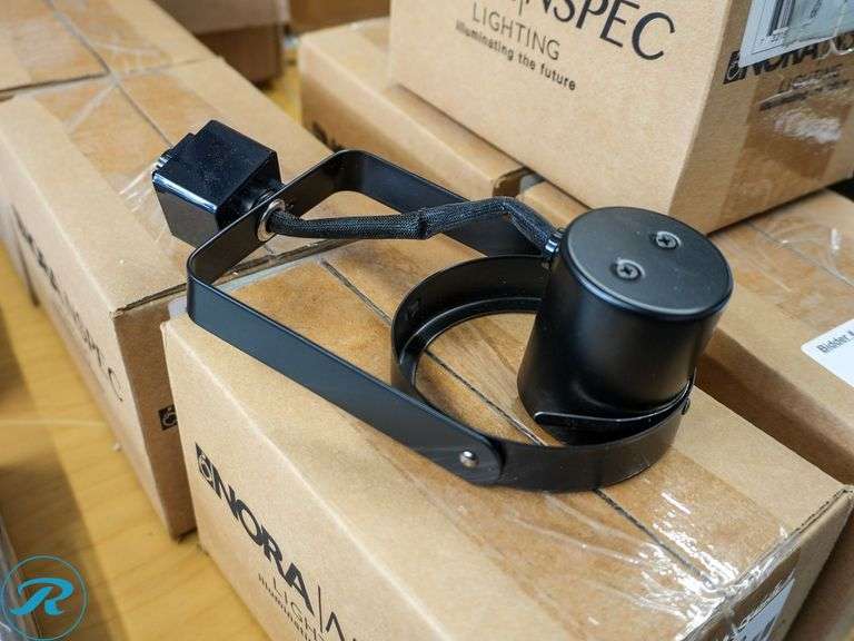 (3) Nora/NSPEC NTH-107B Black Track Light Fixture Heads - Roller Auctions