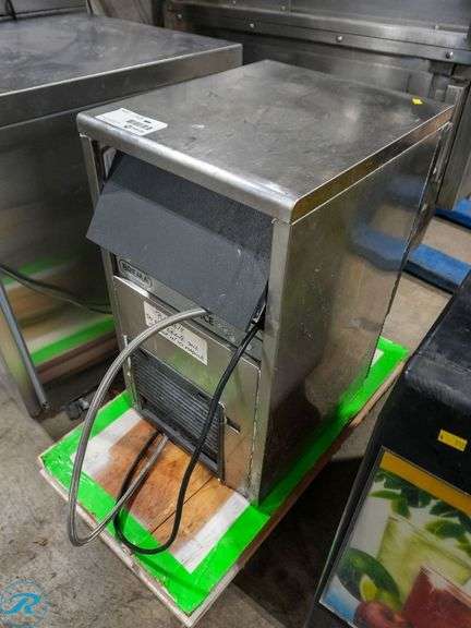 Brema CB249A Undercounter Air Cooled Ice Maker - Roller Auctions