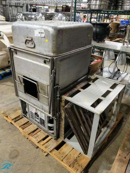 US Army Modern Burner Unit Version 3 Camp Stove - Roller Auctions