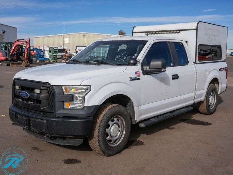 2016 Ford F150 XLT 4WD Super Cab Pickup - Roller Auctions