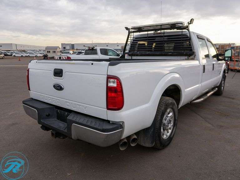 2016 Ford F250 XL RWD Crew Cab Pickup - Roller Auctions
