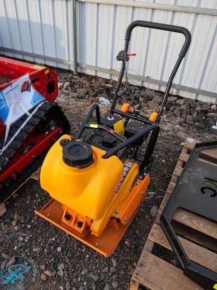 New C90T Plate Compactor, Loncin 196cc Gas Engine - Roller Auctions