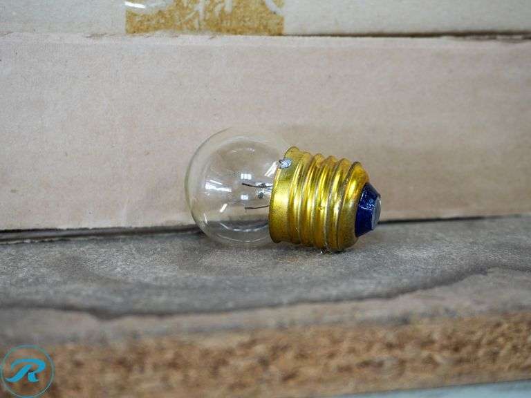 (3) Boxes of Old Bulbs - Roller Auctions