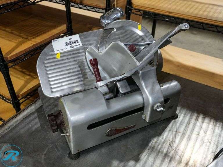 Globe Deli Slicer - Roller Auctions