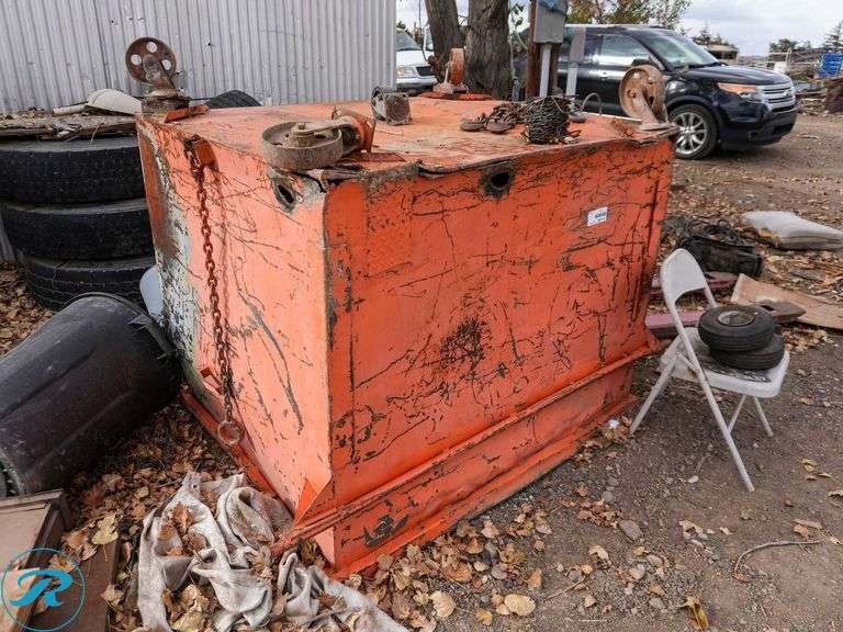 Trash Dumpster (1-Wheel Broken) - Roller Auctions
