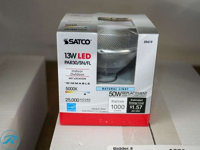 Box of (6) Satco S9419 LED Par30 Light Bulbs, 13W - Roller Auctions