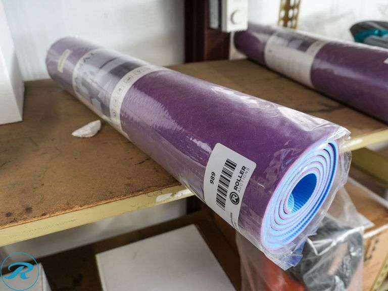 Abzon Yoga Mat, Purple and Blue - Roller Auctions