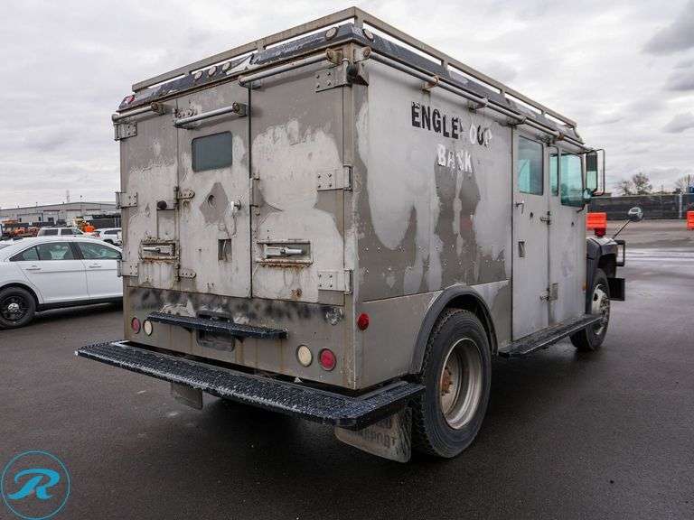 1990 Ford F700 Conventional Cab Armored Truck - Roller Auctions