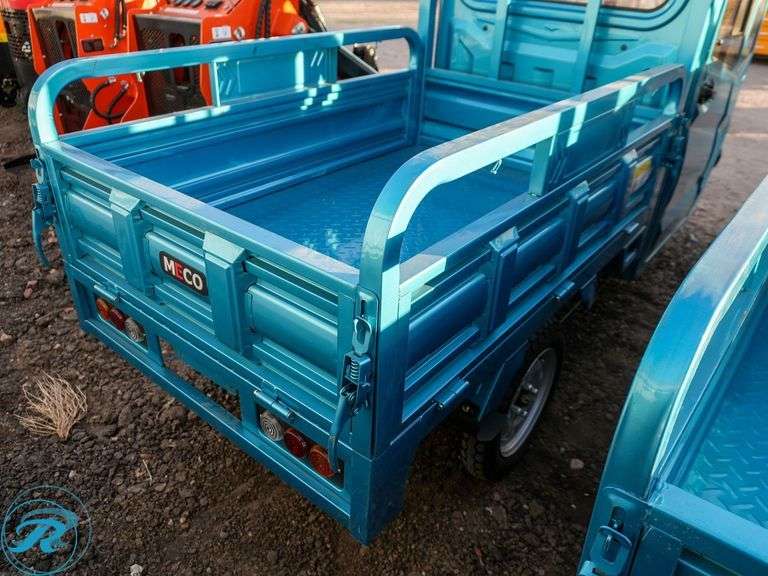 New 2024 Meco MC16 RWD Electric 3-Wheel Utility Cart - Roller Auctions