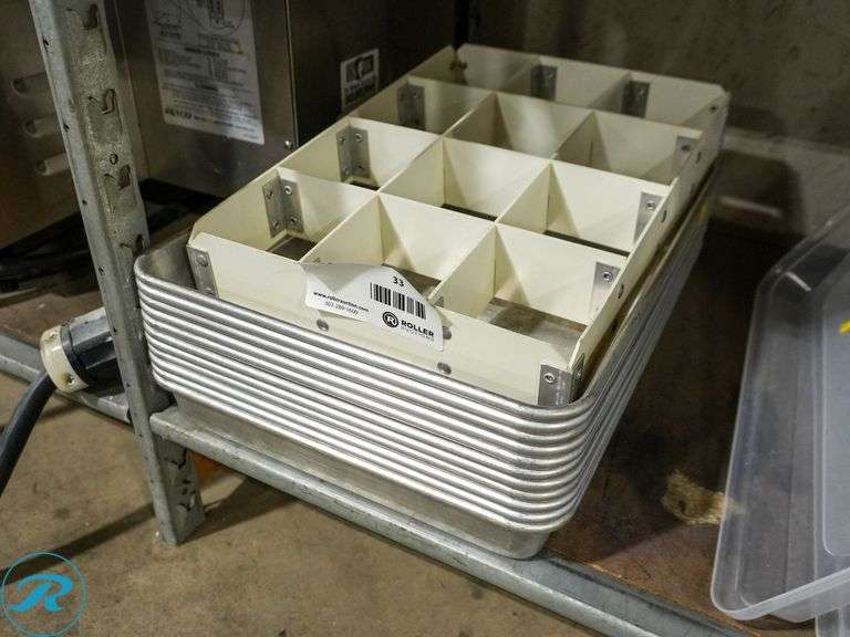 (11) Deep Sheet Pans With Divider - Roller Auctions