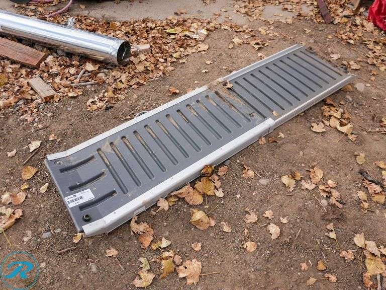 Solvit Plastic Ramp - Roller Auctions