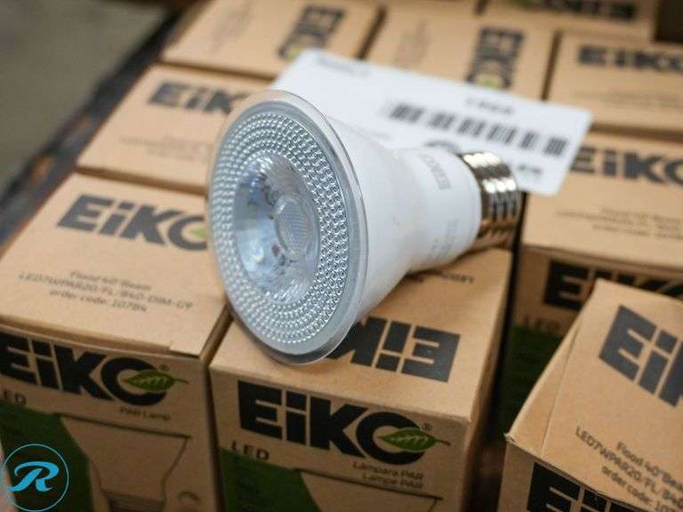 (11) EIKO 7W Reflector Bulbs - Roller Auctions
