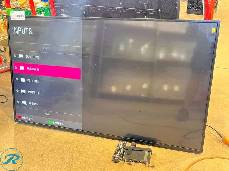 LG 55SE3KE-B 55" Television With Remote and Wall Mount Bracket (Missing Power Cord) - Roller ...