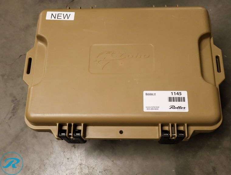 Coho Pack N Carry Box W/ Strap - New - Roller Auctions
