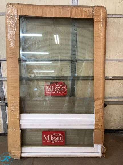 New Out of Box- Milgard Window Fixed Window Frame Size 47 1/2" x 74 1/4 ...