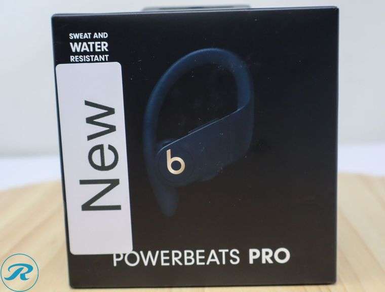 Powerbeats Pro: Navy Blue - New, Openbox - Roller Auctions