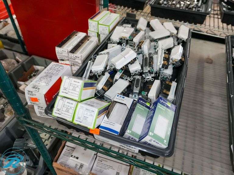 Tray of Switches - Roller Auctions