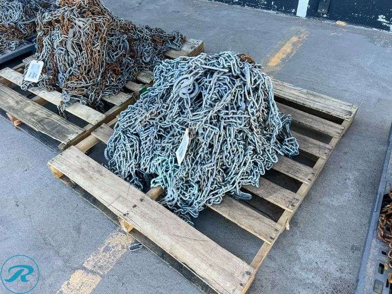 Pallet of Semi Tire Chains, 20 chains to a pallet - Roller Auctions