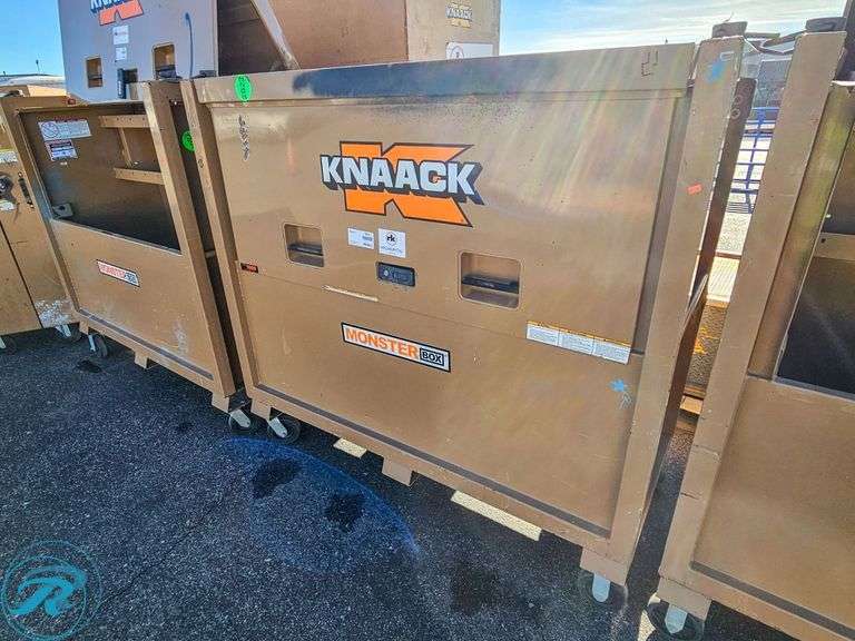 Knaack 1000 Monster Box Piano Box on Casters - Roller Auctions