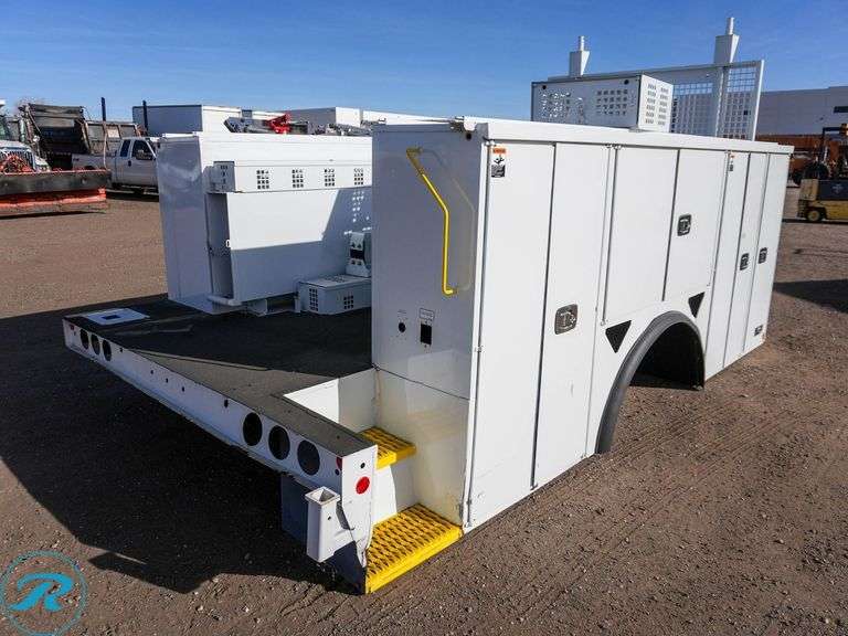 Altec 12' X 8' Unused Utility Box - Roller Auctions