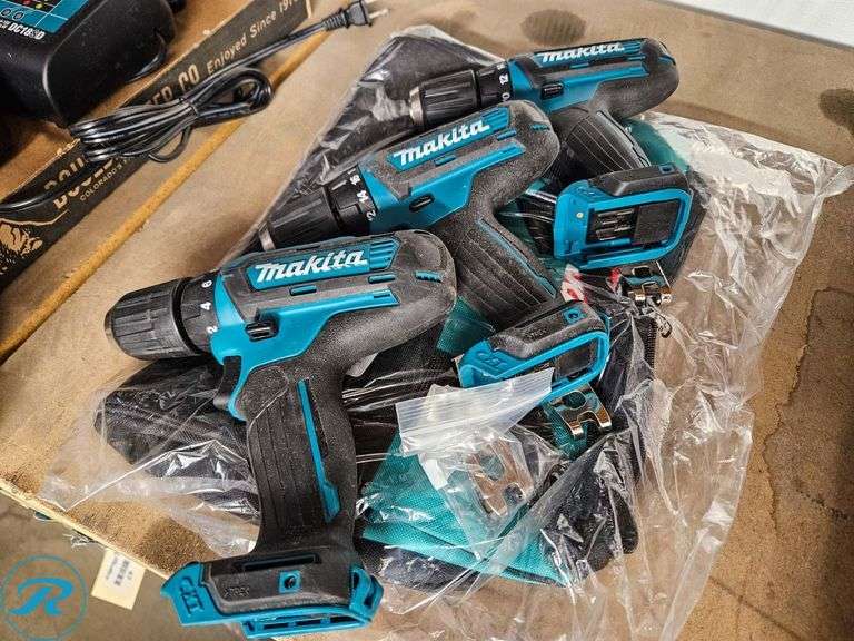 (3) Makita FD09 12V Drills (Tools Only) - Roller Auctions